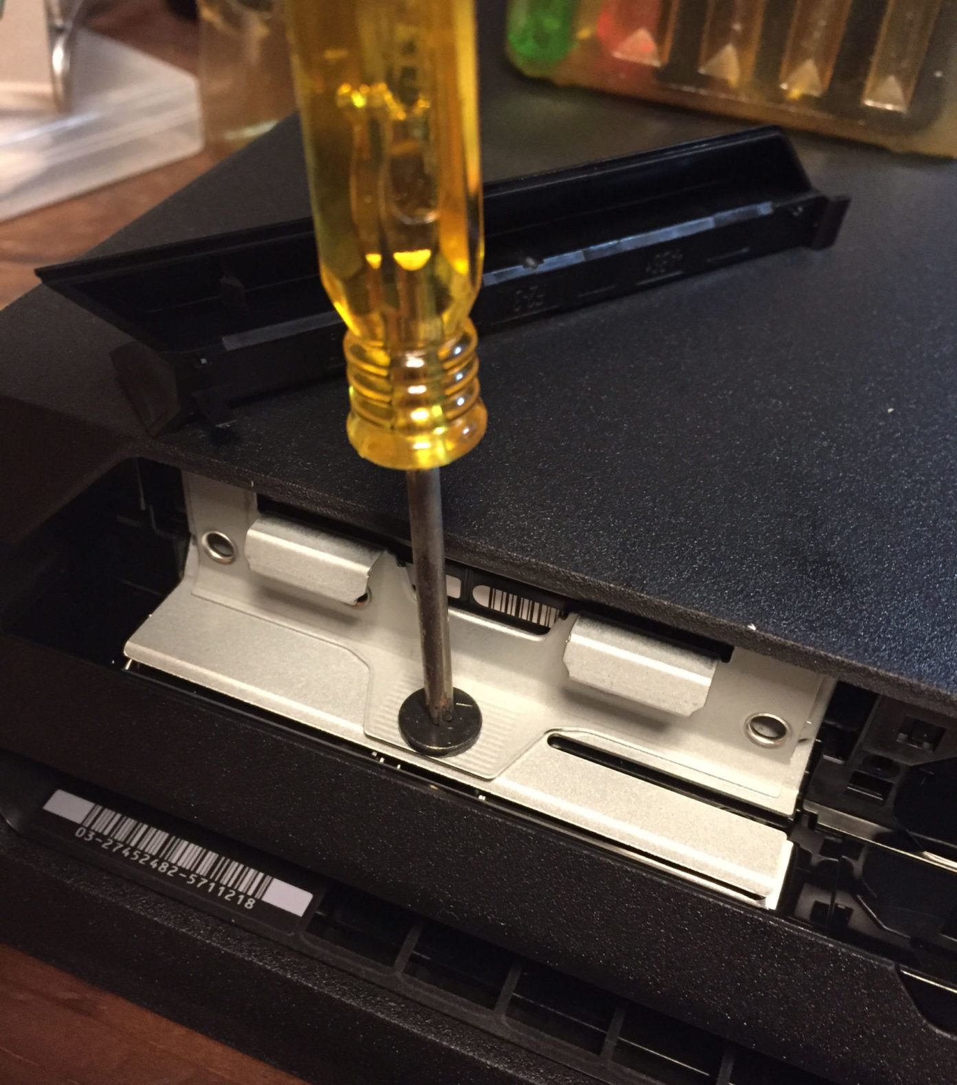 【簡単】Ps4Pro (PS4) の内蔵HDDをSSDに換装する方法【ssd交換 やり方】 - CreativeIdeaNote